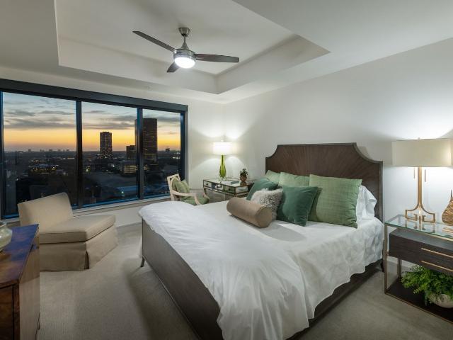Hanover BLVD Place 2 Bedroom Apartment for Rent at 1770 S Post Oak Ln, Houston, TX 77056 Great Uptown