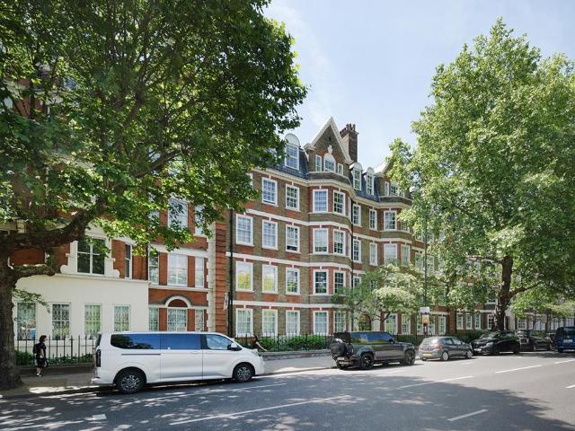Hanover Gate Mansions, Park Road. 2 bed apartment to rent £3,298 pcm £761 pw
