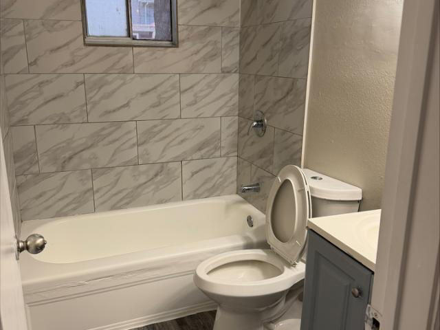 Hanover House Apartments 2 Bedroom Apartment for Rent at 1240 W Avenue D, Garland, TX 75040
