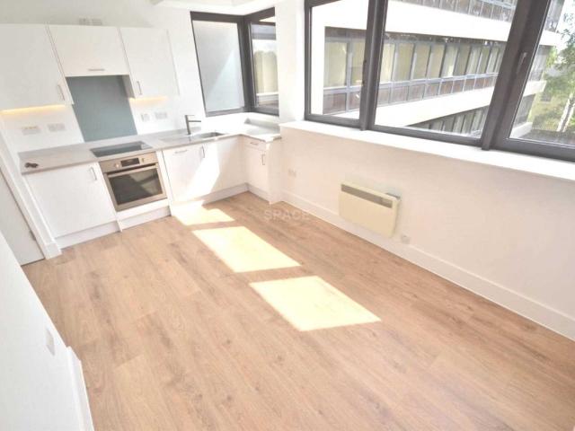 Hanover House, Kings Road, Reading, Berkshire RG1, 1 bed flat to rent, £1,145 pcm | PrimeLocation