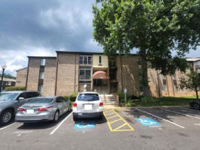 Hanover Pkwy Apt 202