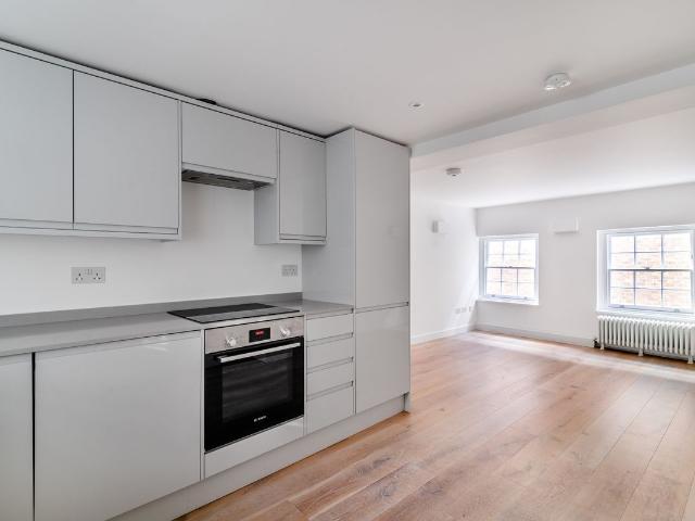 Hanover Place, Covent Garden WC2E, 2 bed flat to rent, £3,445 pcm | PrimeLocation