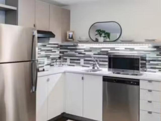 Hanover Place Residences, 25 Foothill St, Lebanon Studio 1.