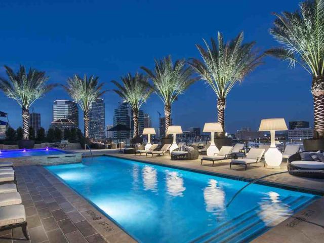 Hanover Post Oak 1 Bedroom Apartment for Rent at 1750 Sky Lark Ln, Houston, TX 77056 Great Uptown