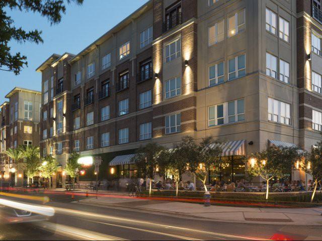 Hanover Rice Village 1 Bedroom Apartment for Rent at 2455 Dunstan Rd, Houston, TX 77005 University Place