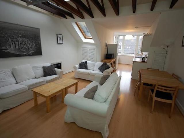 Hanover Street, New Town, Edinburgh EH2, 4 bed flat to rent, £2,300 pcm | PrimeLocation