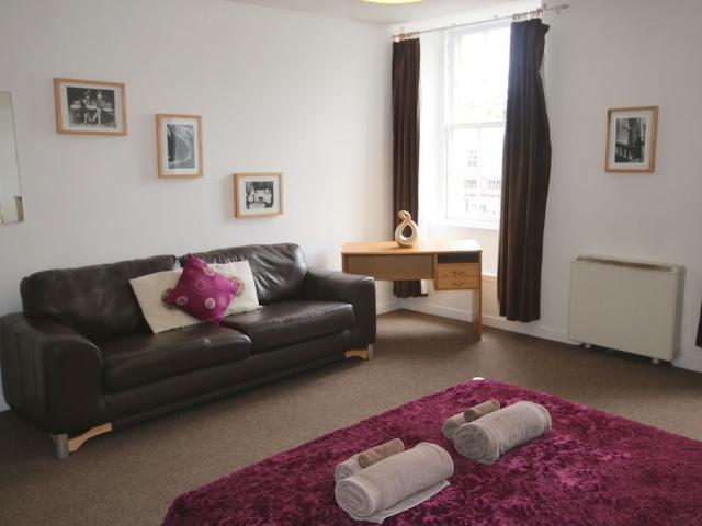 Hanover Street, New Town, Edinburgh, EH2