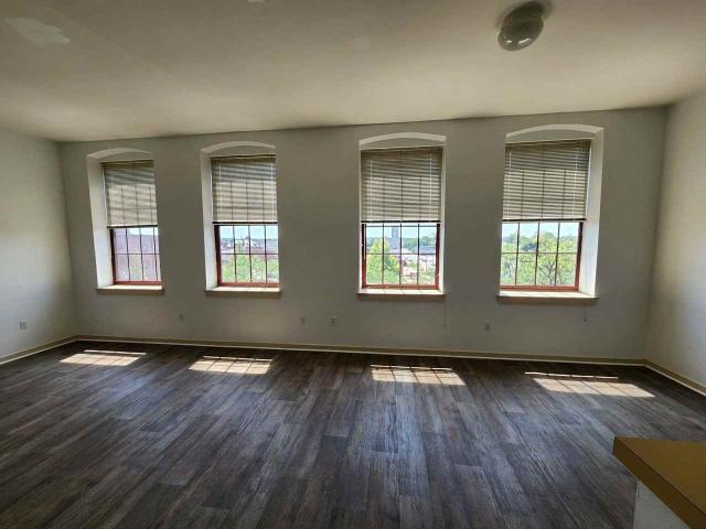 Hanover Shoe Apartments 2 Bedroom Apartment for Rent at 261 N Franklin St, Hanover, PA 17331