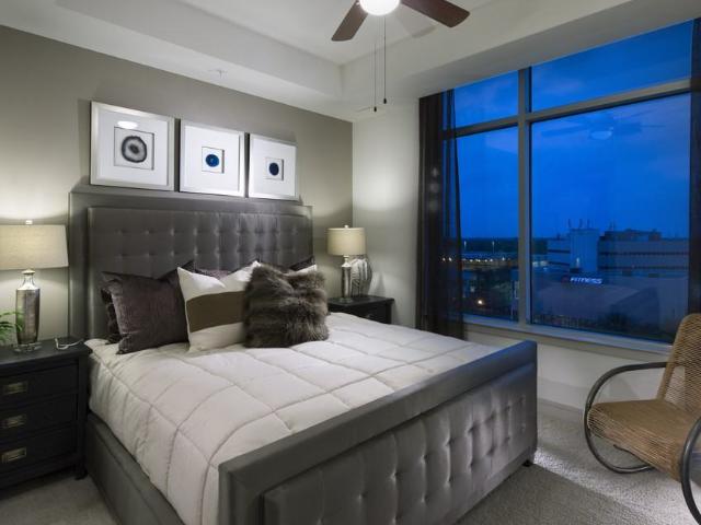 Hanover Southampton 1 Bedroom Apartment for Rent at 5122 Morningside Dr, Houston, TX 77005 University Place