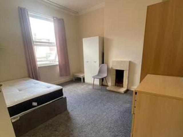Hanover Square, Leeds, 4 Bedroom Terraced