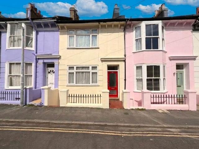 Hanover Terrace, Brighton BN2, 4 bed terraced house to rent, £2,800 pcm | PrimeLocation