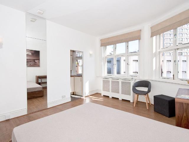 Hans Crescent, Knightsbridge SW1X, Studio to rent, £2,232 pcm | PrimeLocation