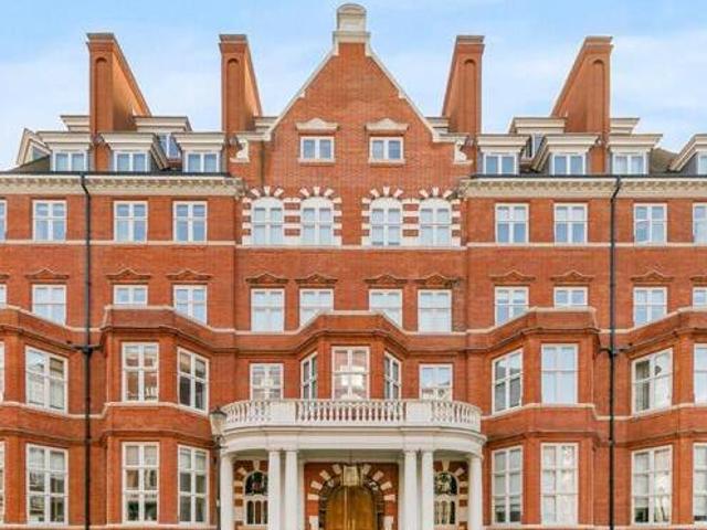 Hans Crescent, London, 3 Bedroom Flat