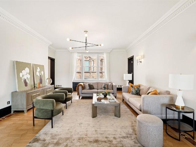 Hans Road, Knightsbridge, London SW3, 5 bed flat to rent, £21,450 pcm | PrimeLocation