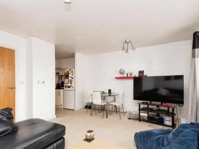 Hansen Court, Century Wharf, 1 Bedroom Flat