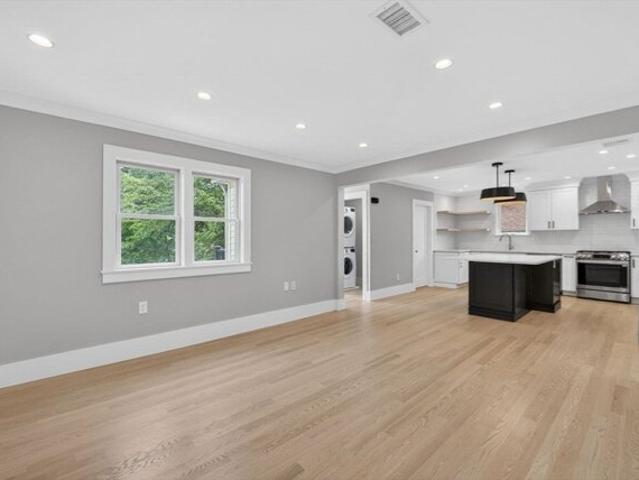 Hanson St Apt,somerville, Condo For Sale