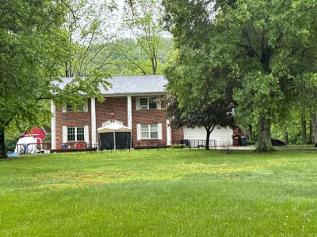 Hanson Stone Ln
