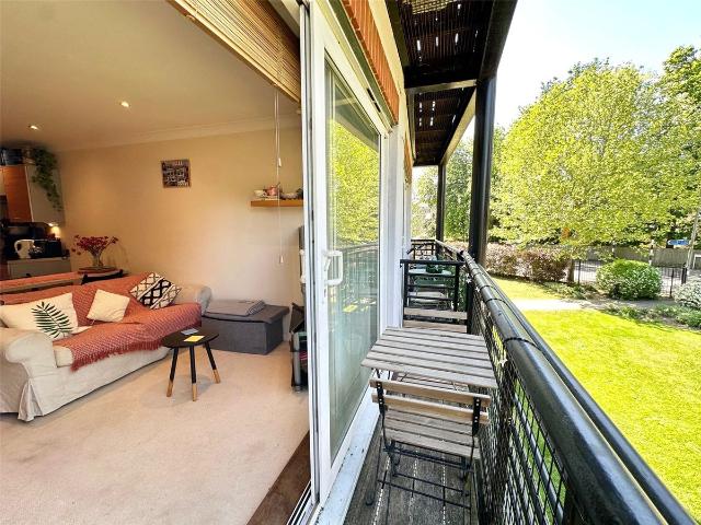 Hansler Court, 59 Princes Way, London SW19, 2 bed flat to rent, £2,100 pcm | PrimeLocation