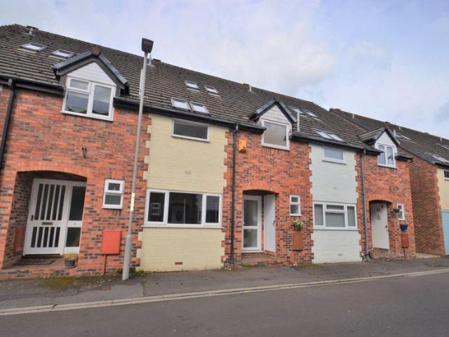 HAARLEM MEWS, CHRISTCHURCH 4 bed house to rent £1,895 pcm £437 pw
