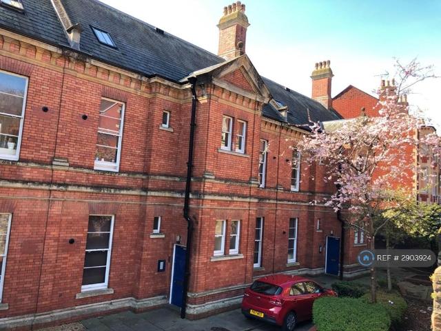Haberfield House, Bristol, BS8 Studio to rent £1,025 pcm £237 pw