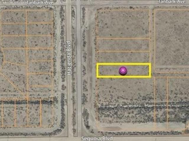 Hacienda Blvd, California City, CA 93505