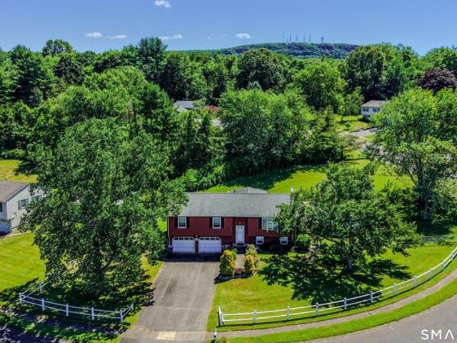 Hacienda Cir, Southington, Home For Sale