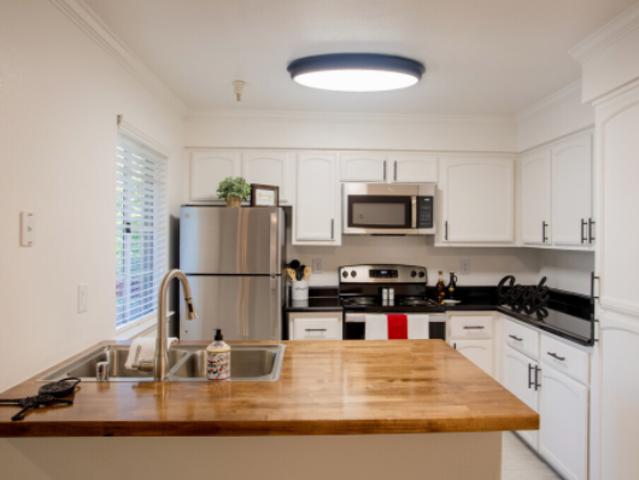 Hacienda Commons 1 Bedroom Apartment for Rent at 5000 Owens Dr, Pleasanton, CA 94588