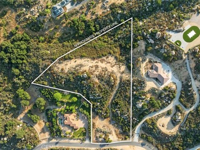 Hacienda Dr, CA 92562