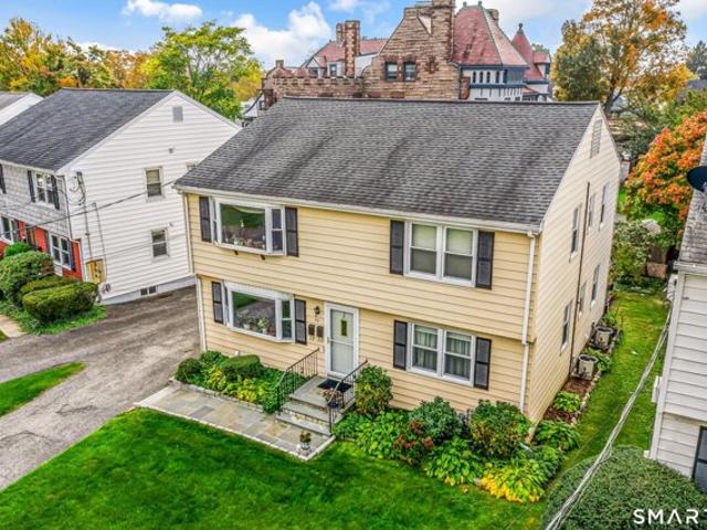 Hackett Cir N, Stamford, Home For Sale