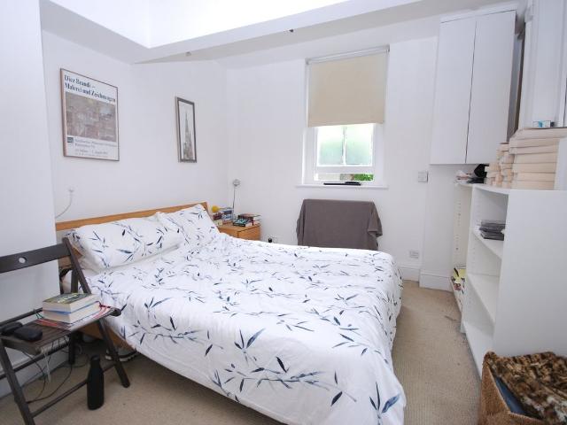Hackford Road, Oval SW9, 1 bed property to rent, £2,000 pcm | PrimeLocation
