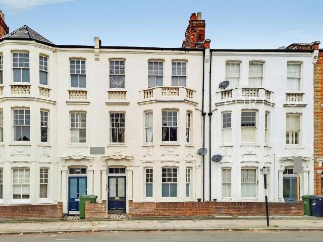Hackford Road SW9, 3 bed flat to rent, £2,750 pcm | PrimeLocation