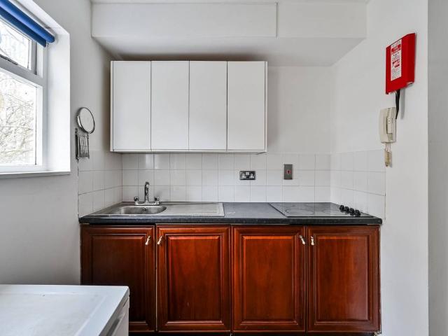 Hackney Road, Hackney, London E2, Studio to rent, £1,100 pcm | PrimeLocation