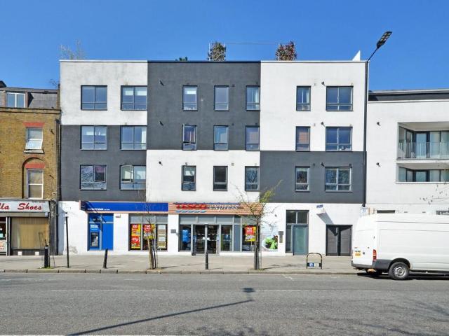 Hackney Road, Shoreditch, London, E2 2 bed flat to rent £5,000 pcm £1,154 pw