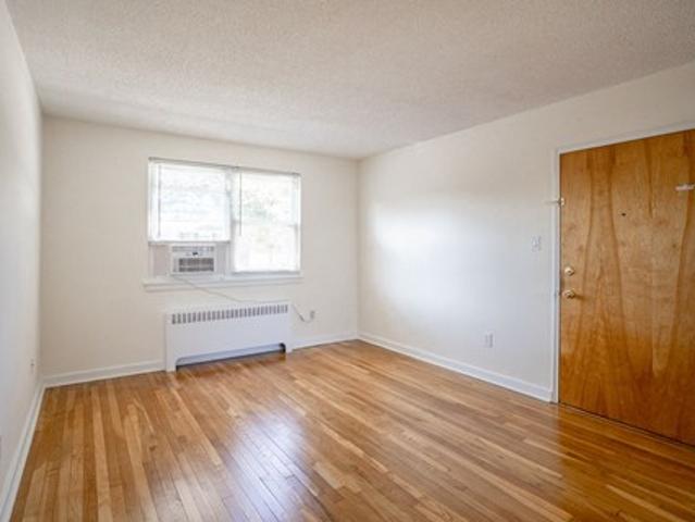 Haddon Hills Apartments & Townhomes Two Bedroom