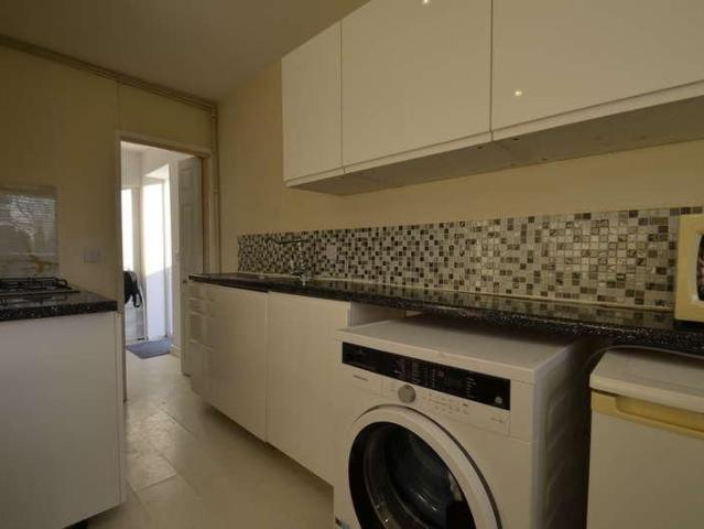 Hadfield Road, Staines upon thames, TW19