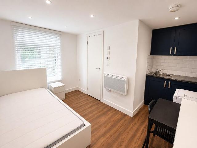 Hadham Road, Bishop's Stortford CM23, Room to rent, £800 pcm | PrimeLocation
