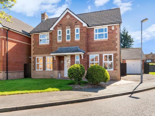 Hadleigh Close, Great Sankey WA5, 3 bed property to rent, £1,650 pcm | PrimeLocation