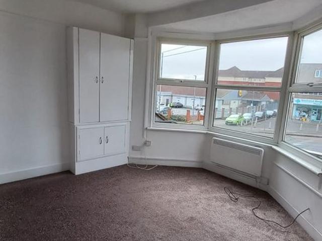Hadleigh SS7, 1 bed flat to rent, £925 pcm | PrimeLocation