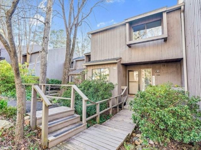 Hadley G is offering a Room For Rent in Carrboro, Raleigh in August 2026 $0.00