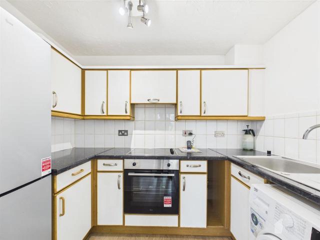 Hadley Grange, Church Langley CM17, 2 bed flat to rent, £1,400 pcm | PrimeLocation