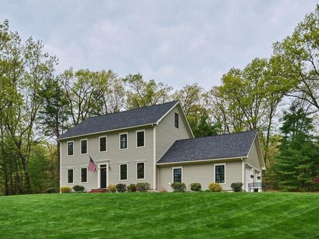 Hadley St, South Hadley, Home For Sale