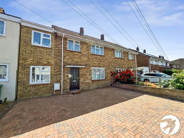 Hadlow Road, Welling DA16, 4 bed terraced house to rent, £3,000 pcm | PrimeLocation