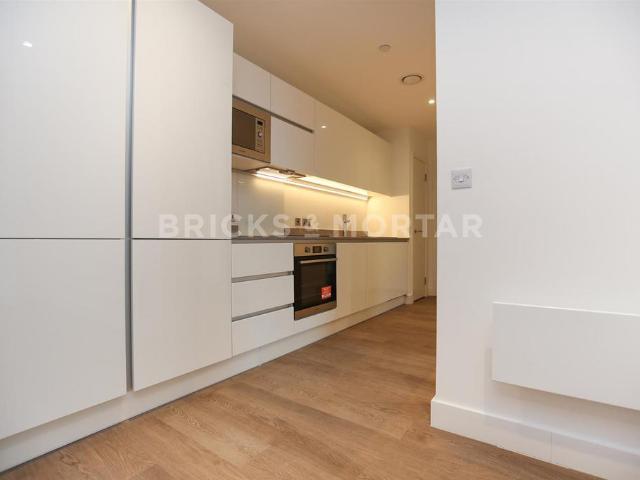 Hadrian's Tower, City centre NE4 2 bed apartment to rent £1,600 pcm £369 pw