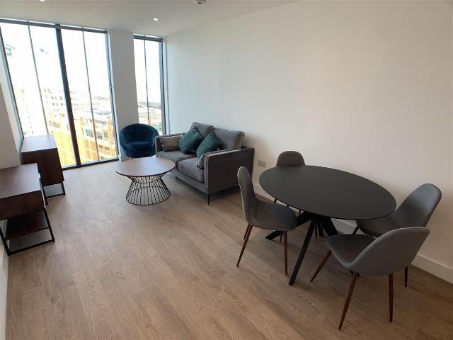 Hadrian's Tower, Newcastle Upon Tyne NE4, 2 bed flat to rent, £1,900 pcm | PrimeLocation