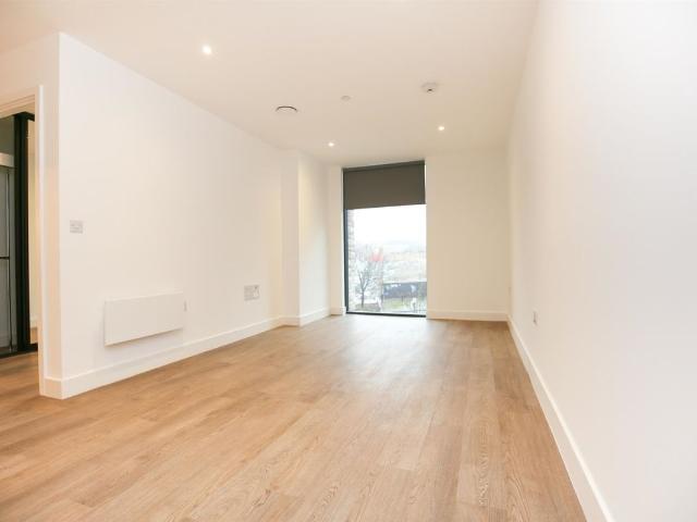 Hadrians Tower, Rutherford Street, Newcastle Upon Tyne, Northumberland NE4, 2 bed flat to rent, £1,650 pcm | PrimeLocation