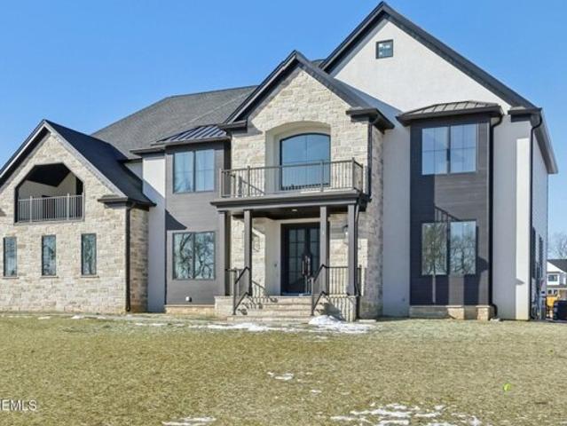 Hague Rd, Freehold, Home For Sale