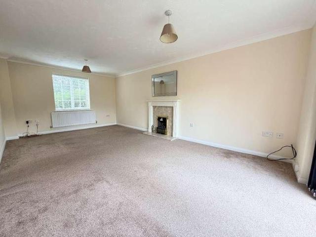 Haggar Street, Stone, HP17
