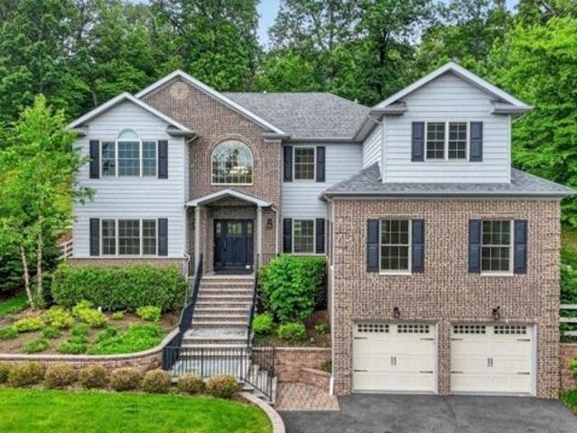 Haggerty Dr, West Orange, Home For Sale