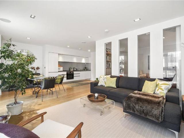 Haggerston Studios, London E8, 2 bed flat to rent, £2,750 pcm | PrimeLocation
