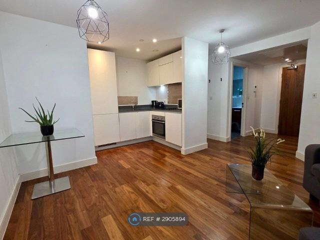 Hagley Road, Birmingham B16, 1 bed flat to rent, £900 pcm | PrimeLocation